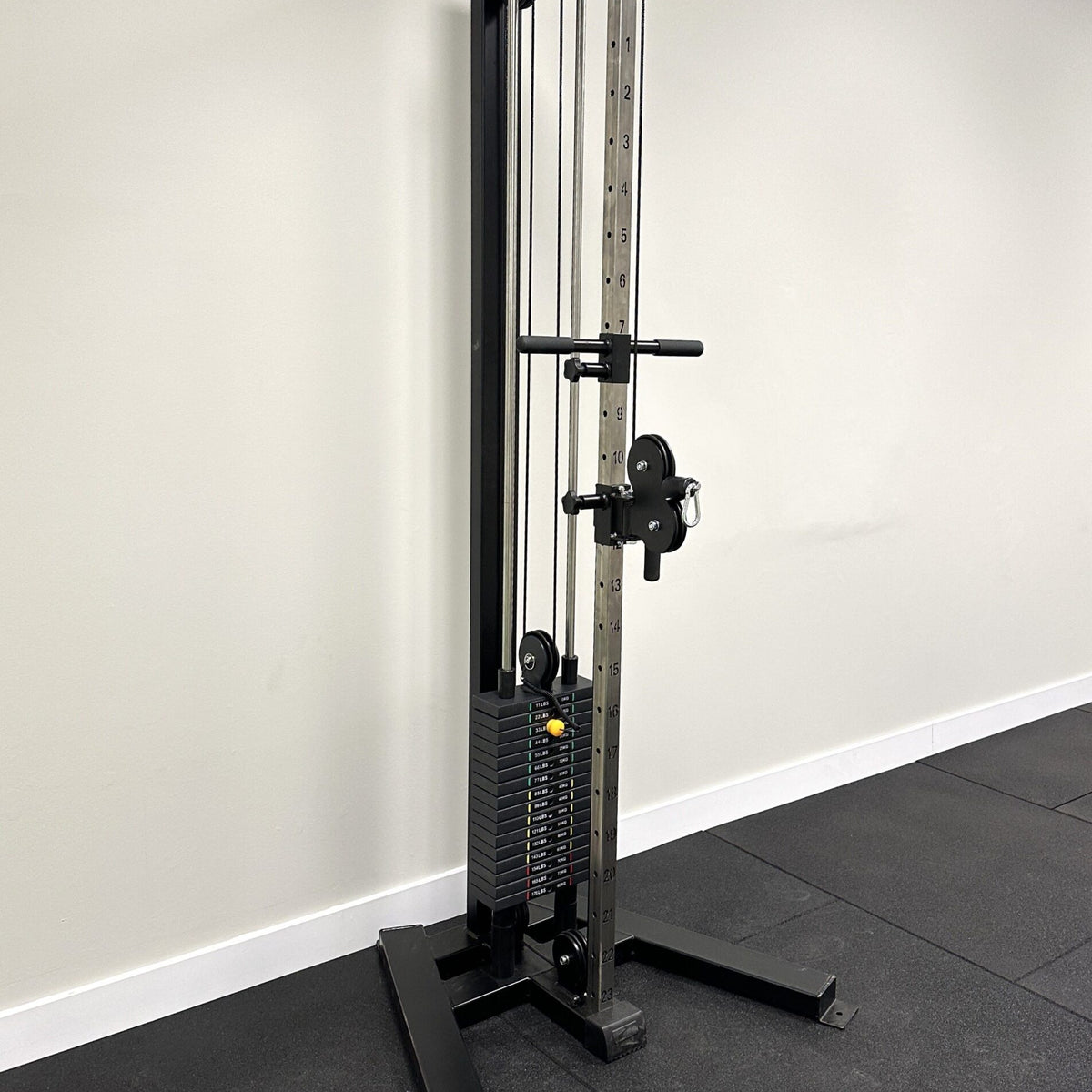 Polea Alta y Baja Regulable con salidas múltiples – Akon Fitness Shop